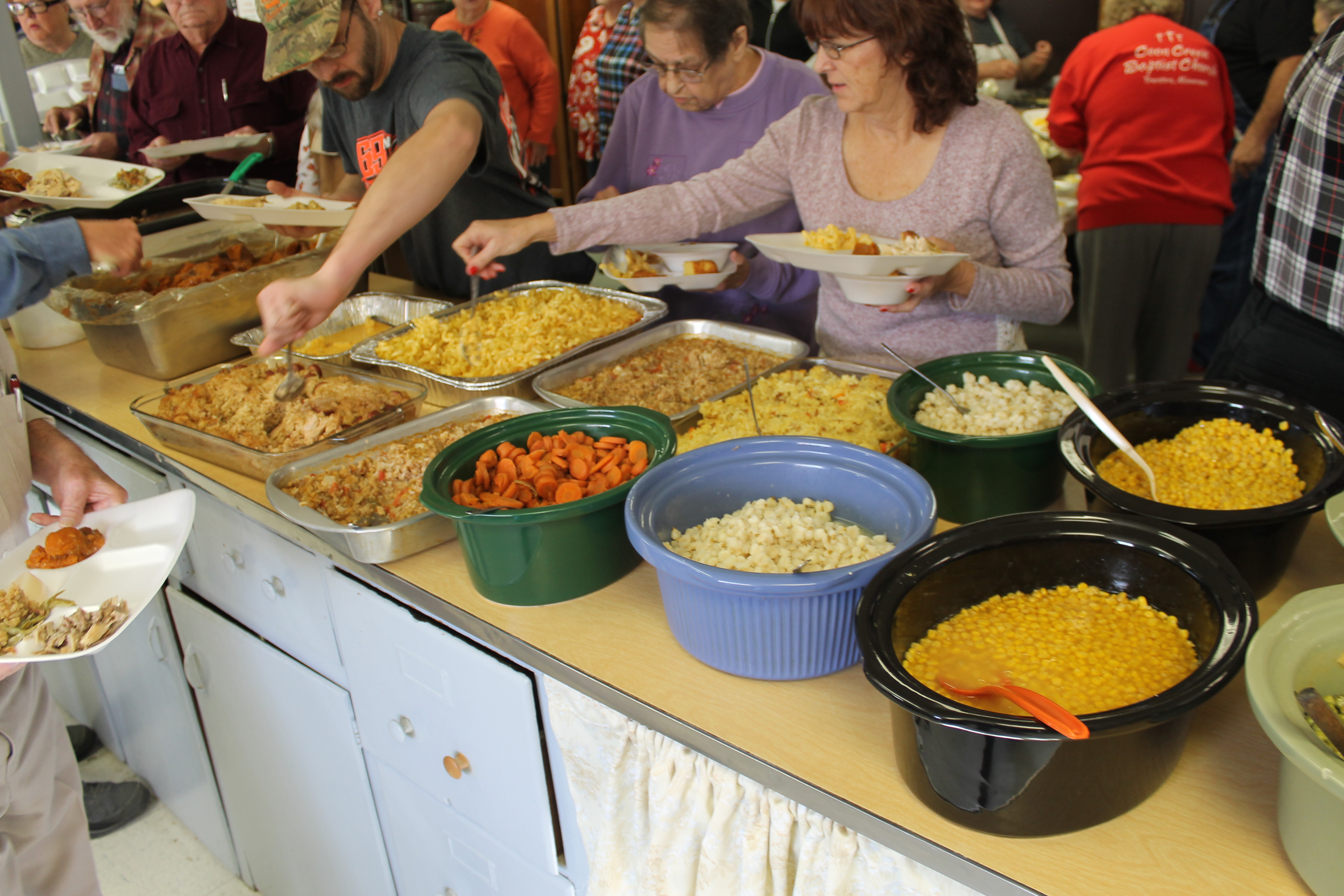 Audio: Coon Creek Baptist Church serves more than 850 Thanksgiving meals