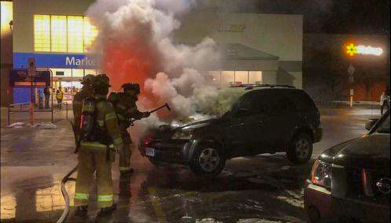 Chillicothe firefighters respond to vehicle fire