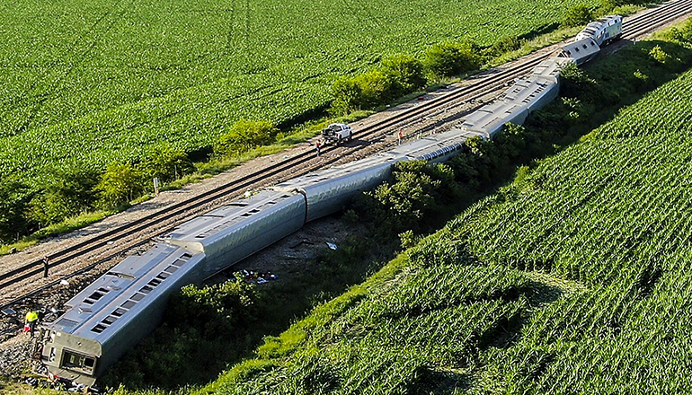 Amtrak and BNSF Railway file lawsuit against Brookfield company that ...