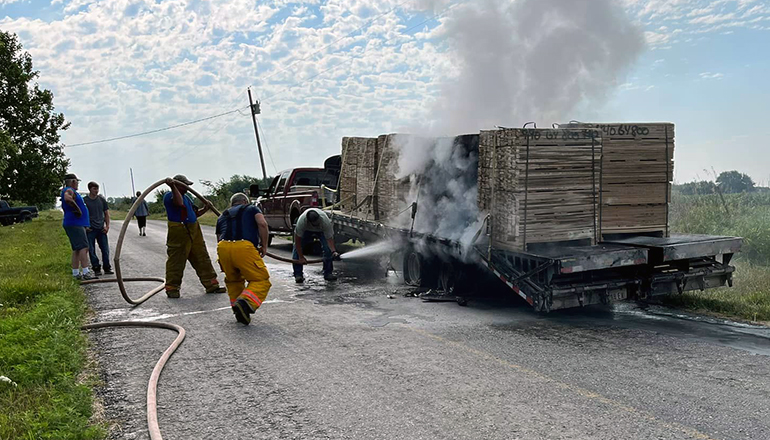 Fire damages contents of trailer in Mercer County