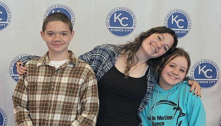 Pleasant View students excel at Greater Kansas City Science Fair