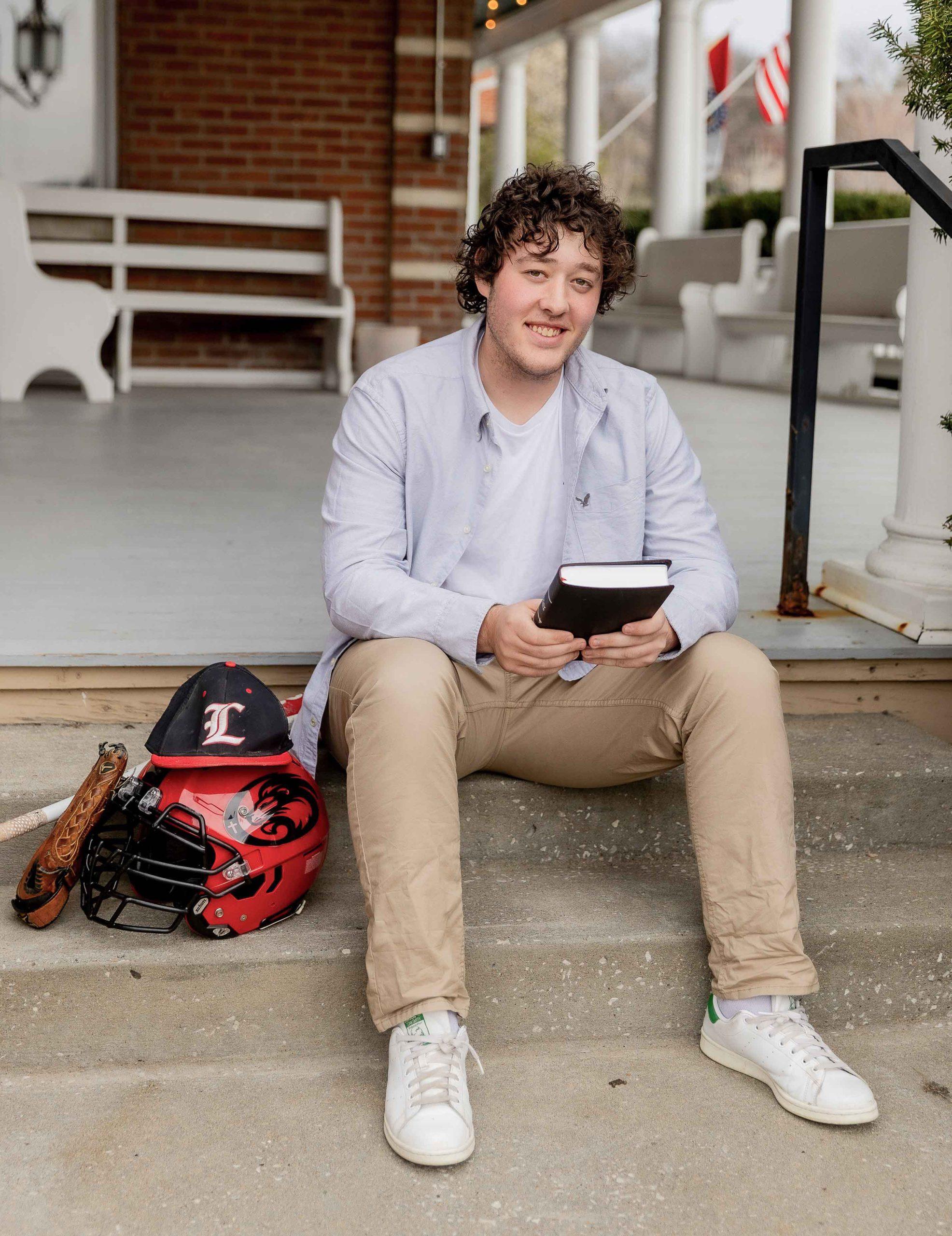 Leadership Northwest Missouri awards inaugural scholarships to two students